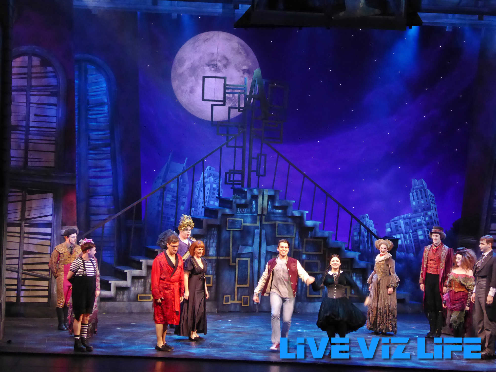The Addams Family Musical – 15 Nov 17 – Love Conquers All | Livevizlife