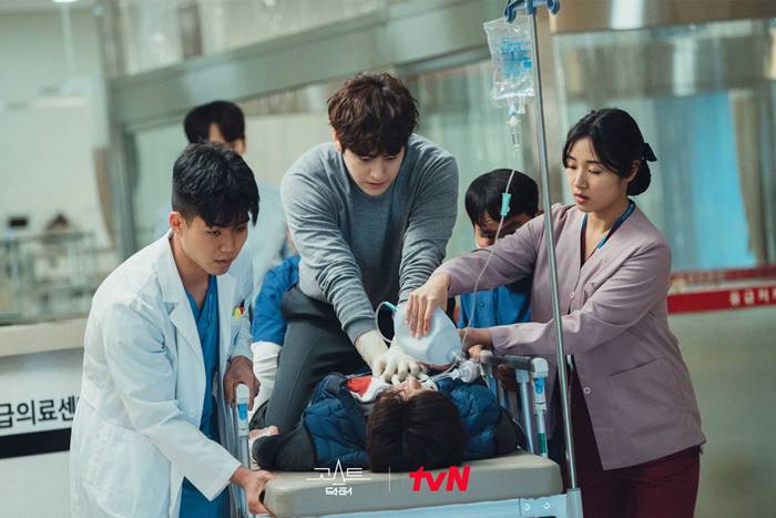Ghost Doctor – Medical Fantasy That Encapsulates Heartening Bromance ...
